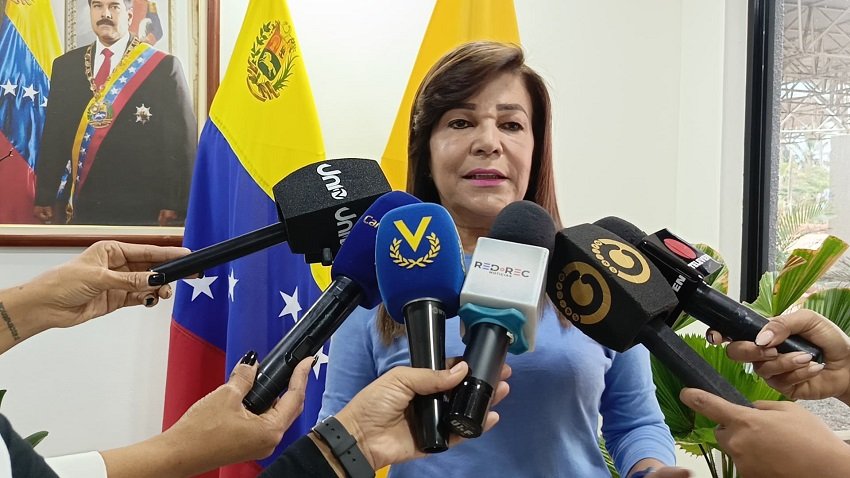 Gobernadora Marisel Velásquez canceló compromisos salariales a docentes ...