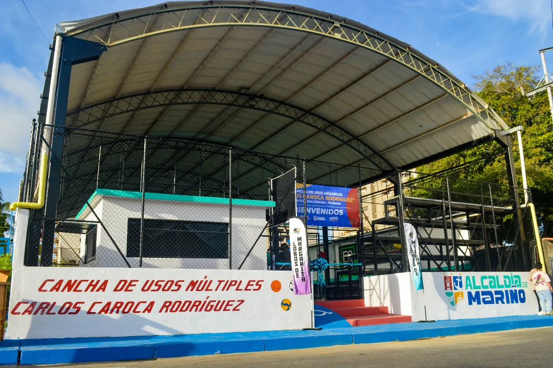 Alcaldía de Mariño reinaugura cancha Carlos "caroca " Rodríguez ...